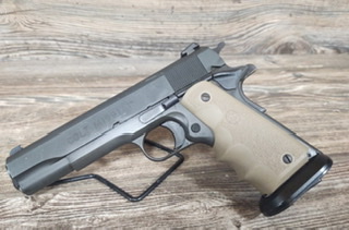 Colt M1991A1 .45ACP Series 80 with One Mag & Hogue Grip FDE 1991 ...
