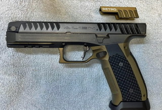 Laugo Alien- Retro and Standard Optic Options! A Very Rare Combination ...