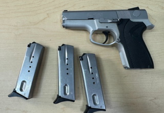 S&W Smith & Wesson 6946 9mm Pistol with 3 Magazines, Great Shape! Look ...