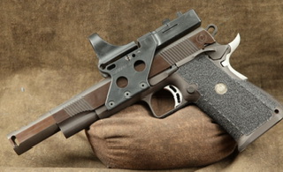 Caspian Arms Race Gun .38 Super McLearn’s Custom Competition Pistol ...